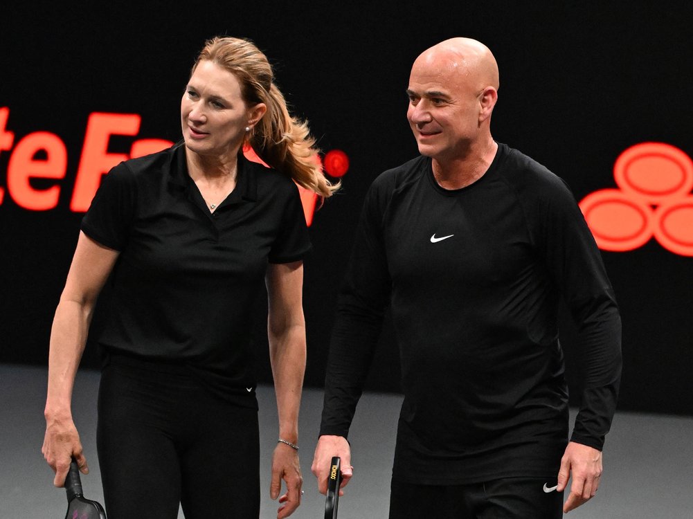 Andre Agassi und Steffi Graf begeistern bei Pickleball-Match - Yahoo Nachrichten Deutschland