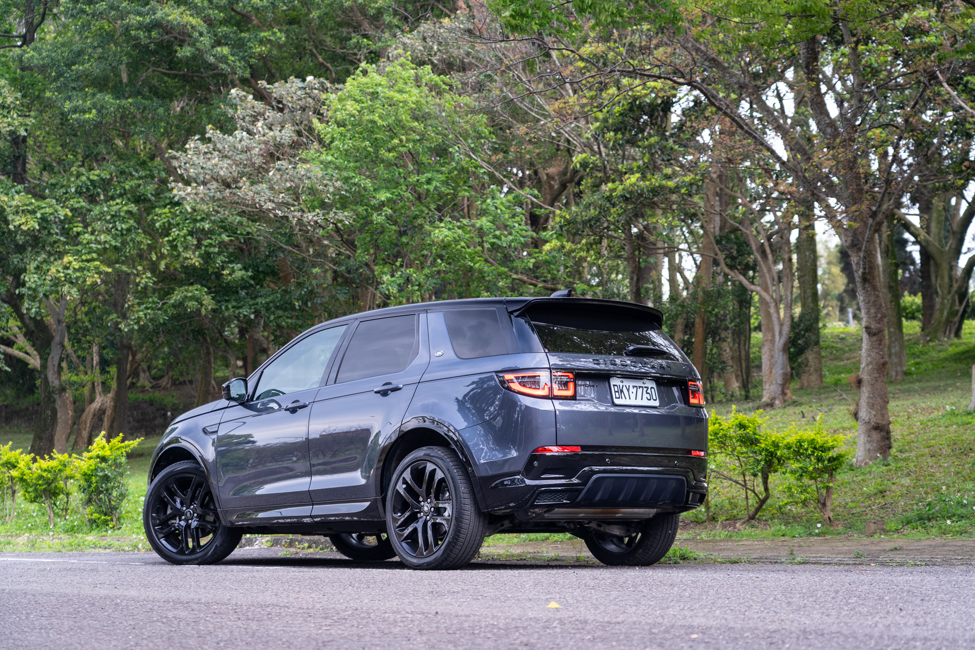 憑這五大優勢！現在就是入手 JLR Discovery Sport 最佳時刻 - Yahoo奇摩汽車機車