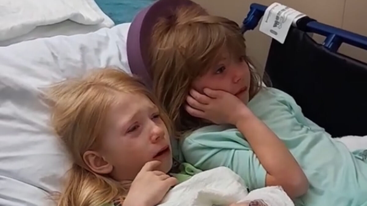 Heartmelting Gesture By Hospital For Two Little Sisters Needing Surgery ...