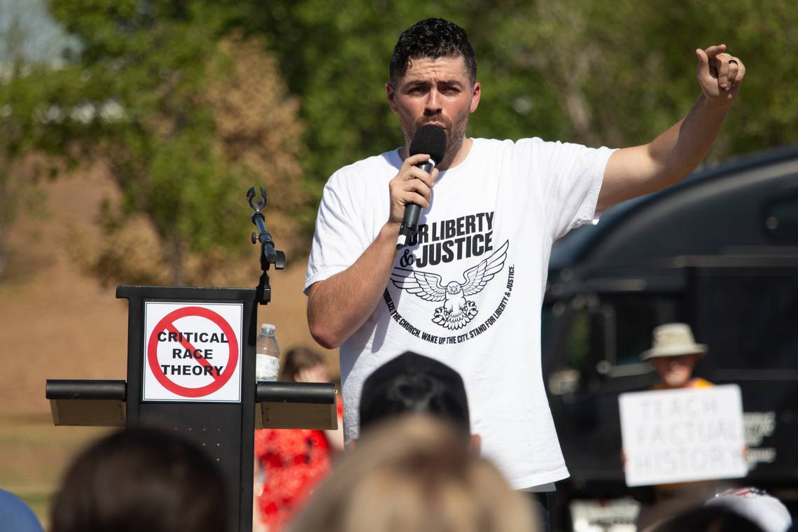 Protesters at ‘Liberty Rally’ call for end of Fort Worth schools’ race ...