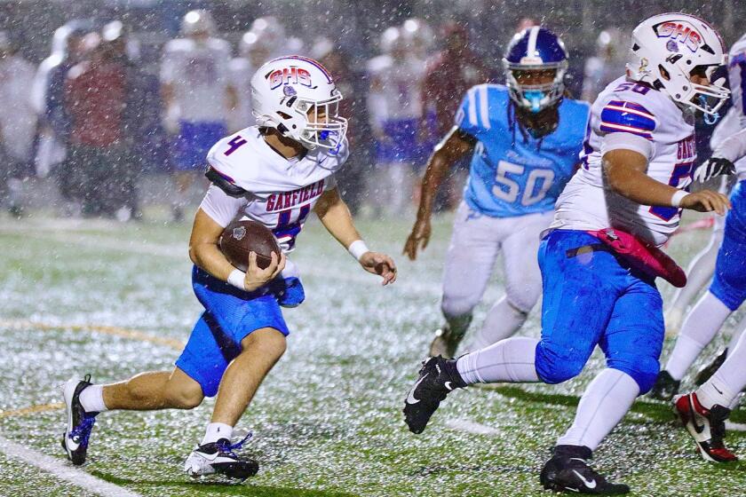 Garfield hands Palisades its first loss with dominating rushing attack