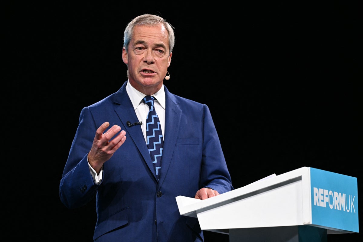 Nigel Farage ordered to pay £10k to Brexit Party founder