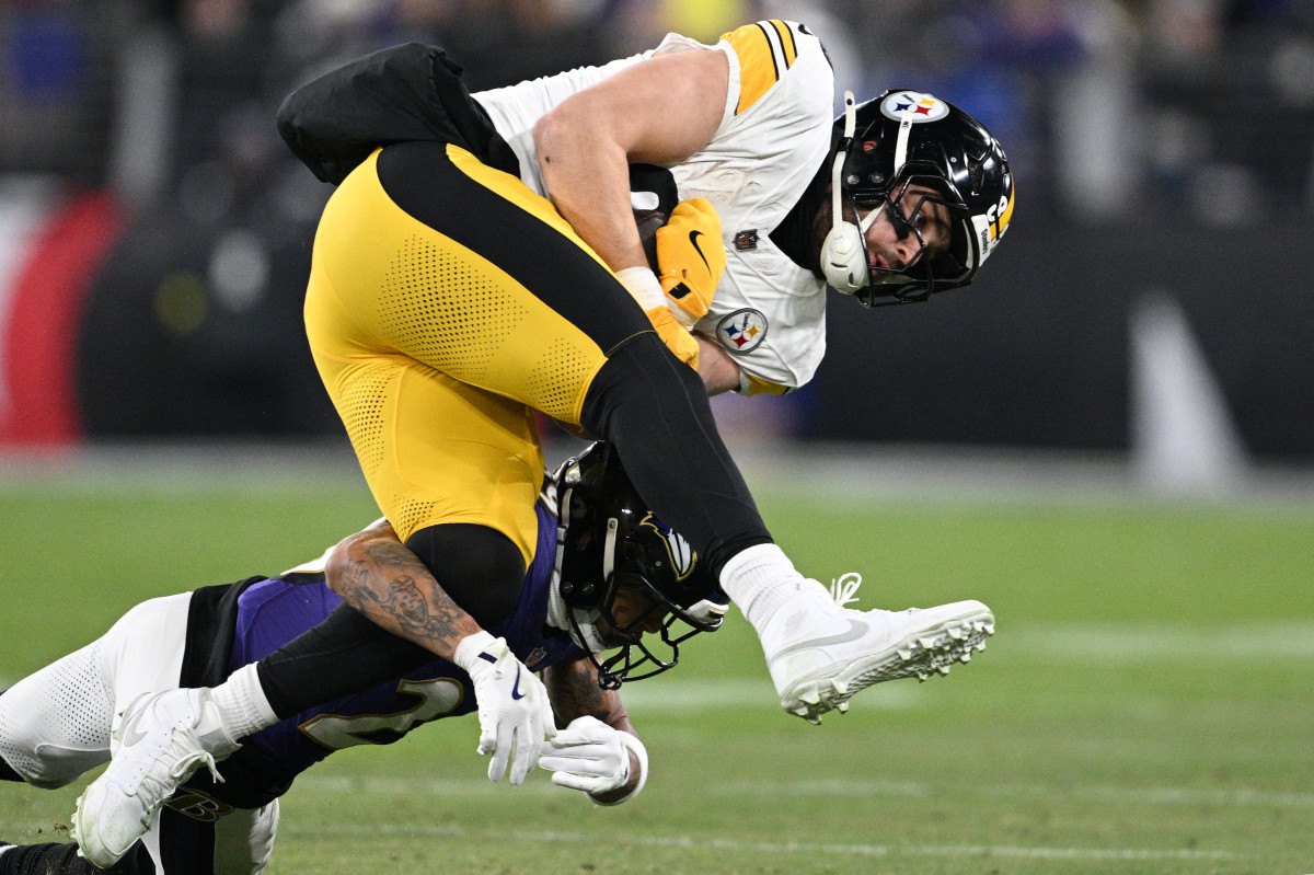 Ravens RFA Safety Doesn't Sign Offer Sheet - Yahoo Sports