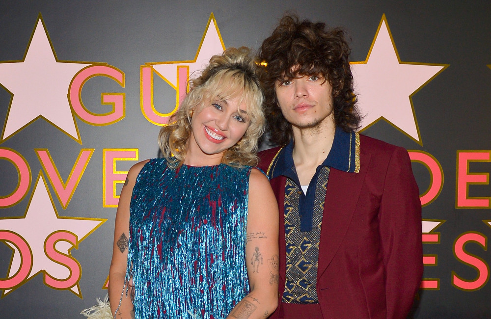 Miley Cyrus and Maxx Morando reportedly move into her 'huge Malibu ...