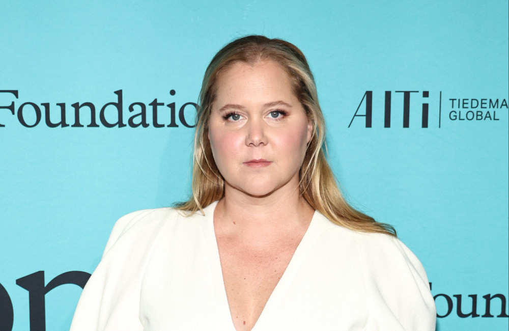 Amy Schumer undergoes back surgery - Yahoo News UK
