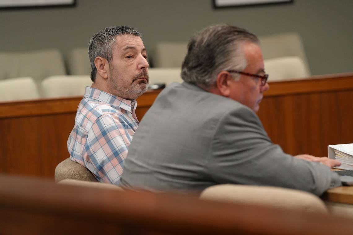 Whatcom County man accused of shooting sheriff’s deputies on trial for ...