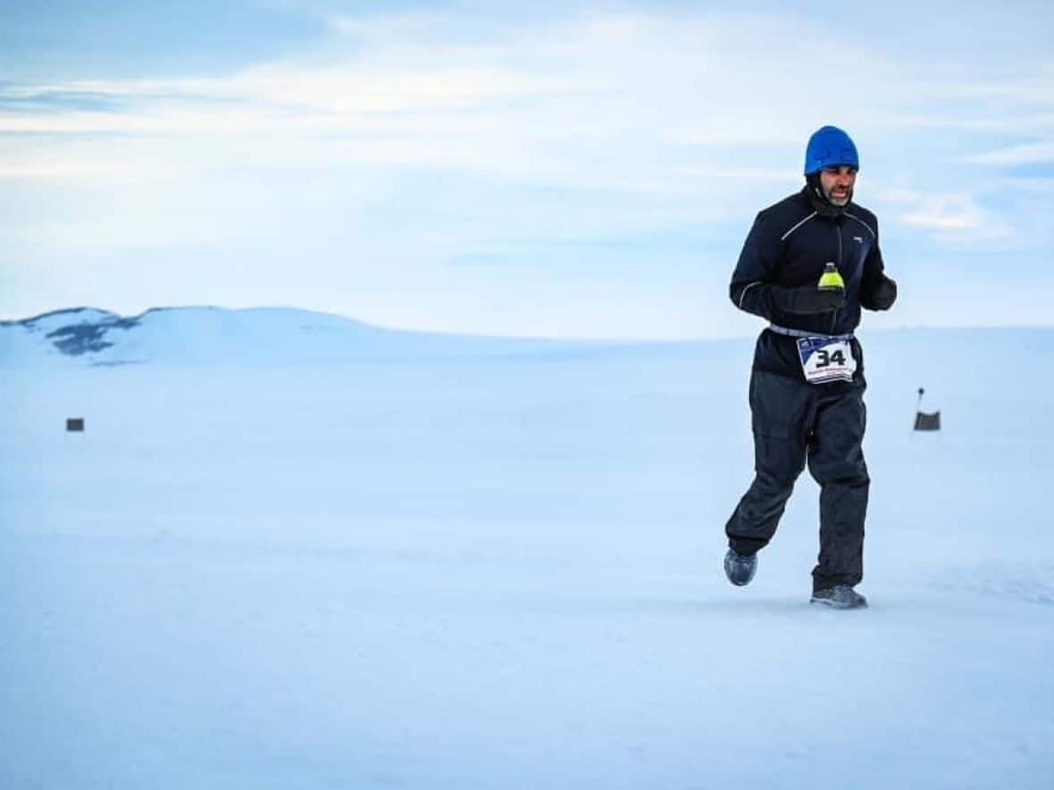 Calgary man completes 7 marathons on 7 continents in 7 days in World ...