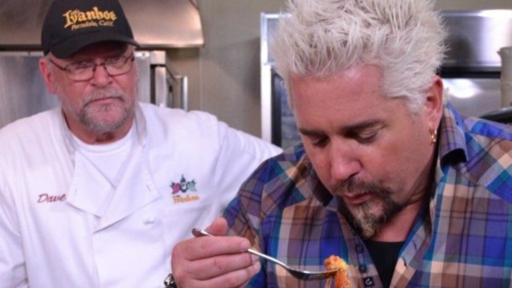 Diners, Drive-Ins and Dives (2007) Season 19 Streaming: Watch & Stream ...