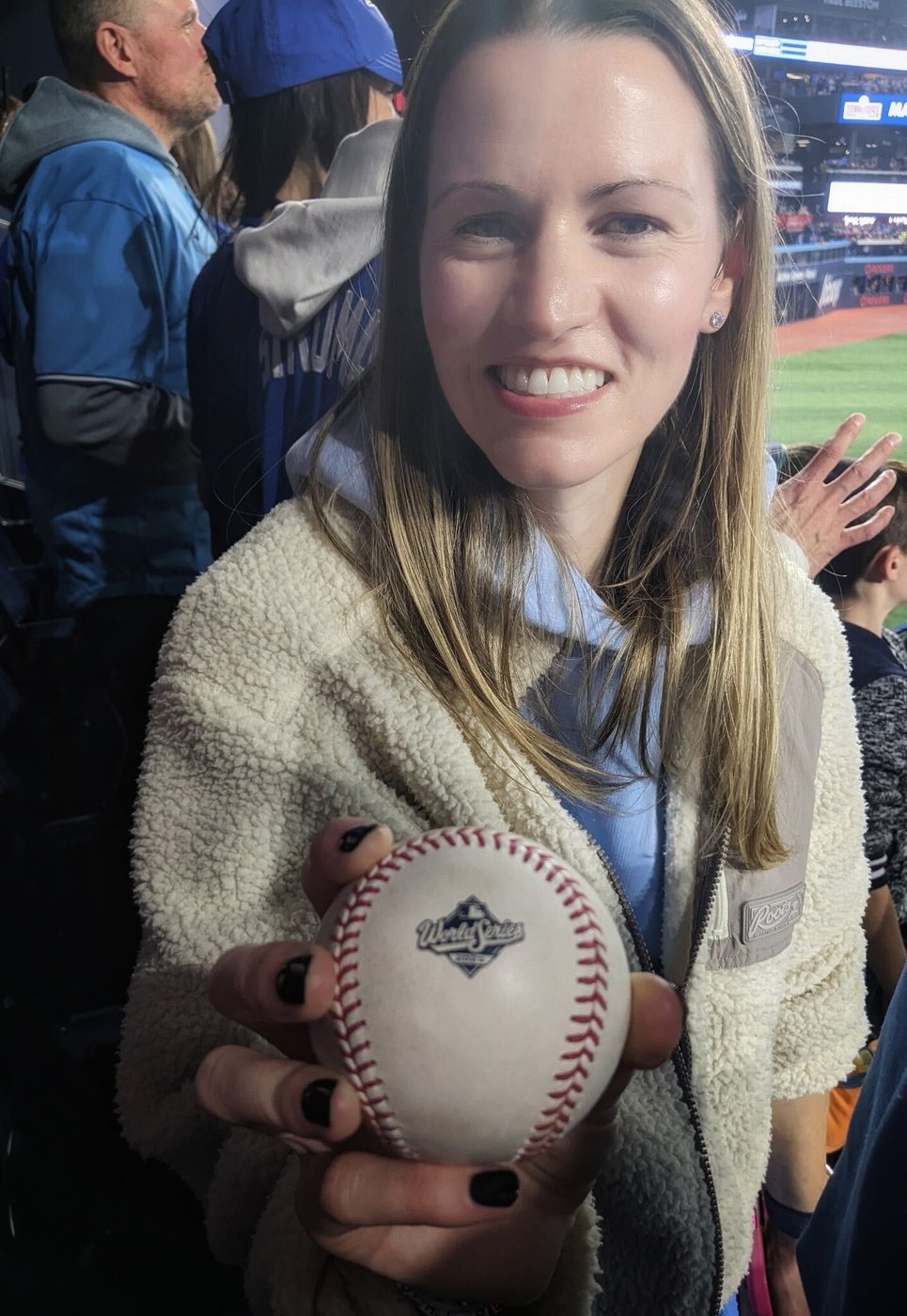 Roots CEO Meghan Roach caught Bo Bichette's home run ball in decisive Game 7 - Yahoo Sports