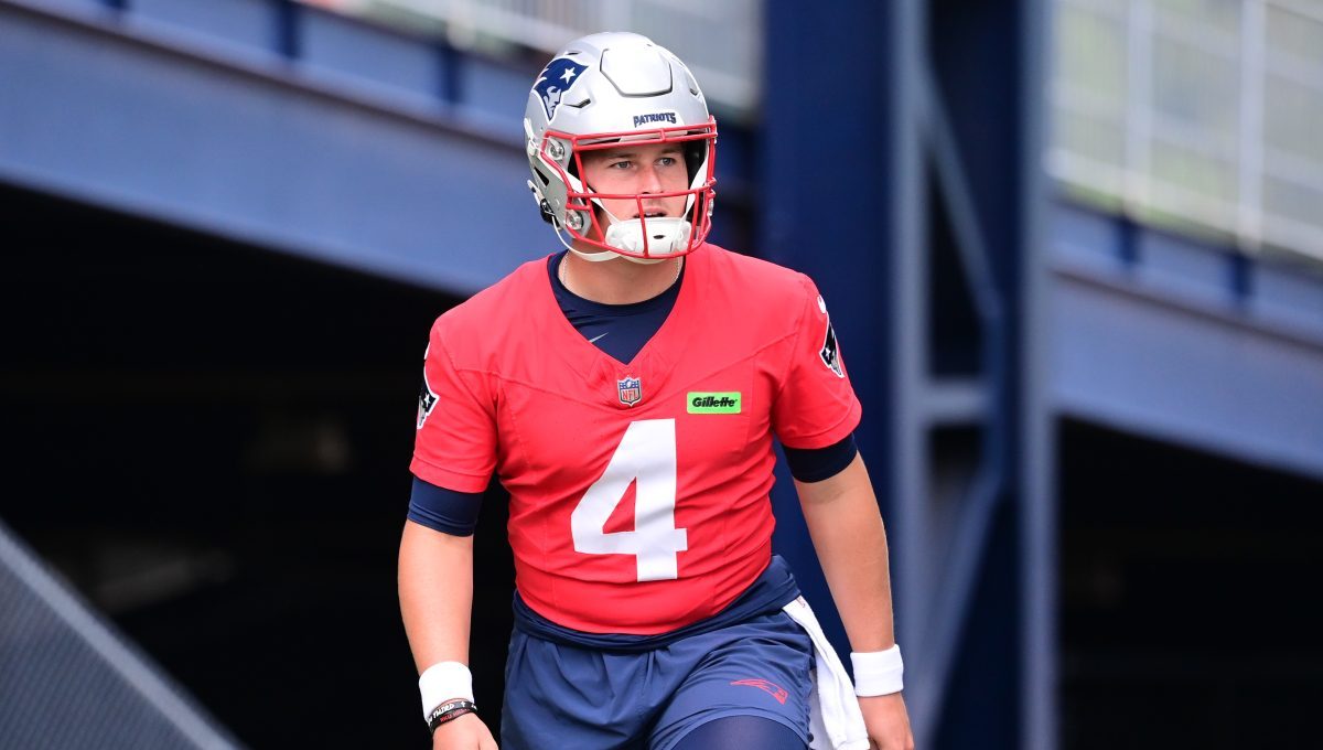 Bailey Zappe reacts to not getting team reps in Friday's practice ...