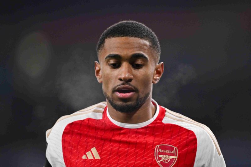Arsenal winger joins Brentford - Yahoo Sports
