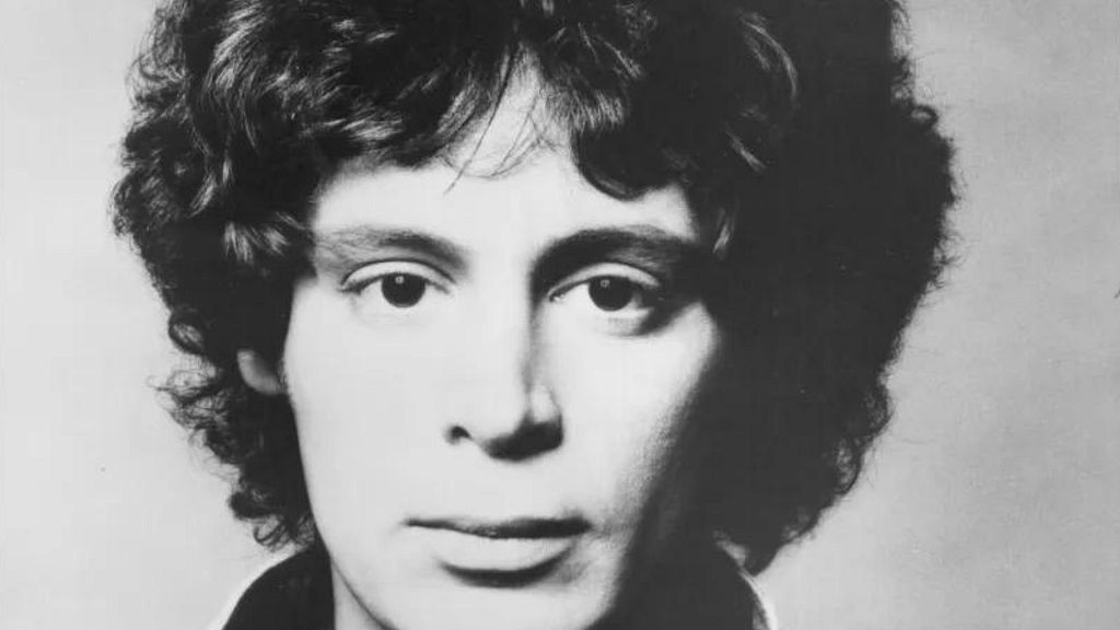 'Hungry Eyes' singer Eric Carmen dies aged 74