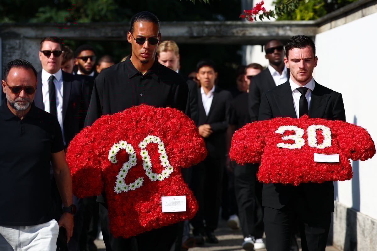 Grieving widow and Liverpool teammates gather for Diogo Jota's funeral ...