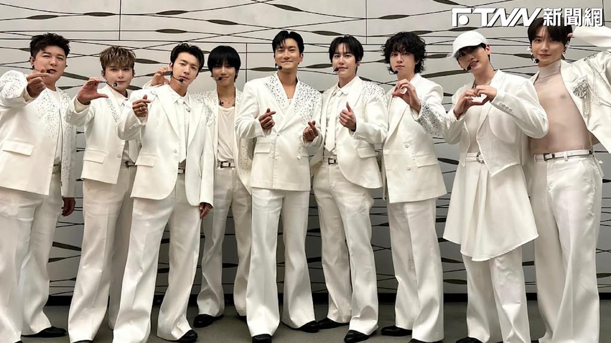 影／SJ二十週年登大巨蛋東海發抖快哭出來 圭賢台上喊「我ㄔ你」全場超困惑XD