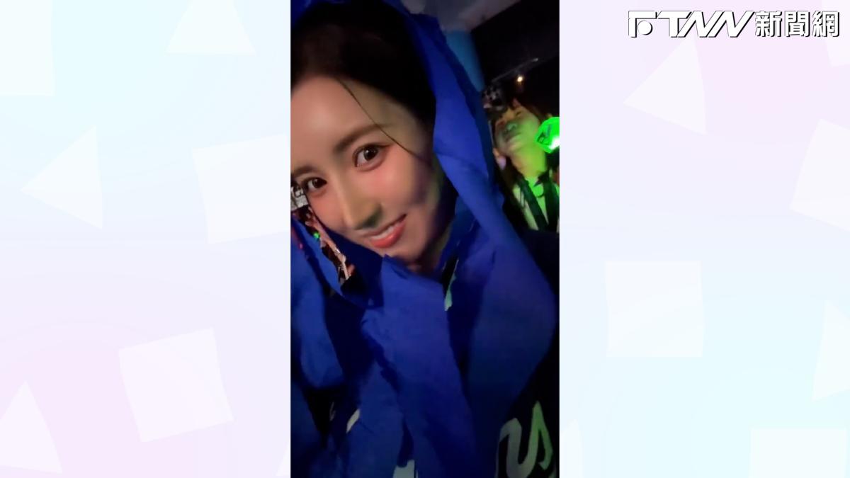 影／南珉貞朝聖SJ演唱會仍心繫富邦悍將 拋寶藍色彩帶：為明年先提前練習一下