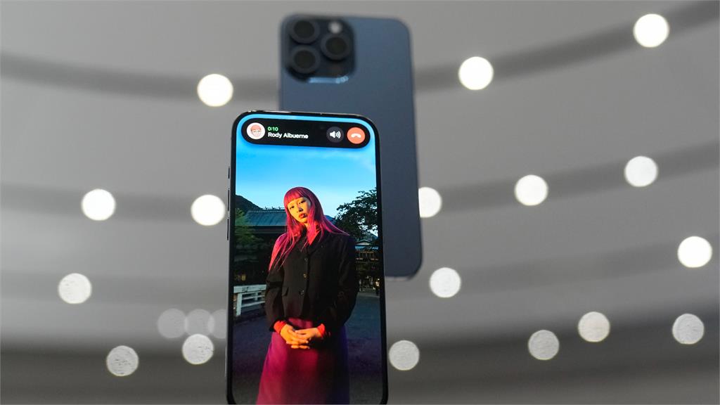 網開箱iPhone15Pro「1張實體照」！鄉民笑：已滅火