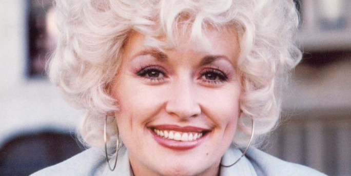 5 Skincare Tips Dolly Parton, 75, Swears By
