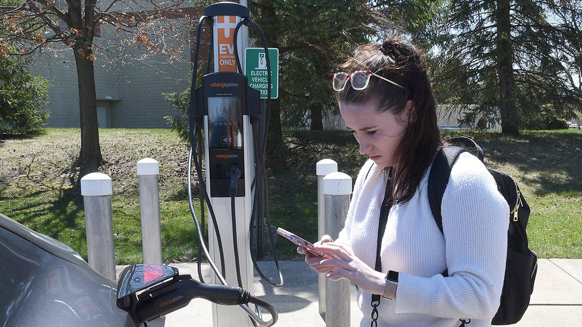 Here’s a real inconvenient truth: Electric cars are garbage that help ...