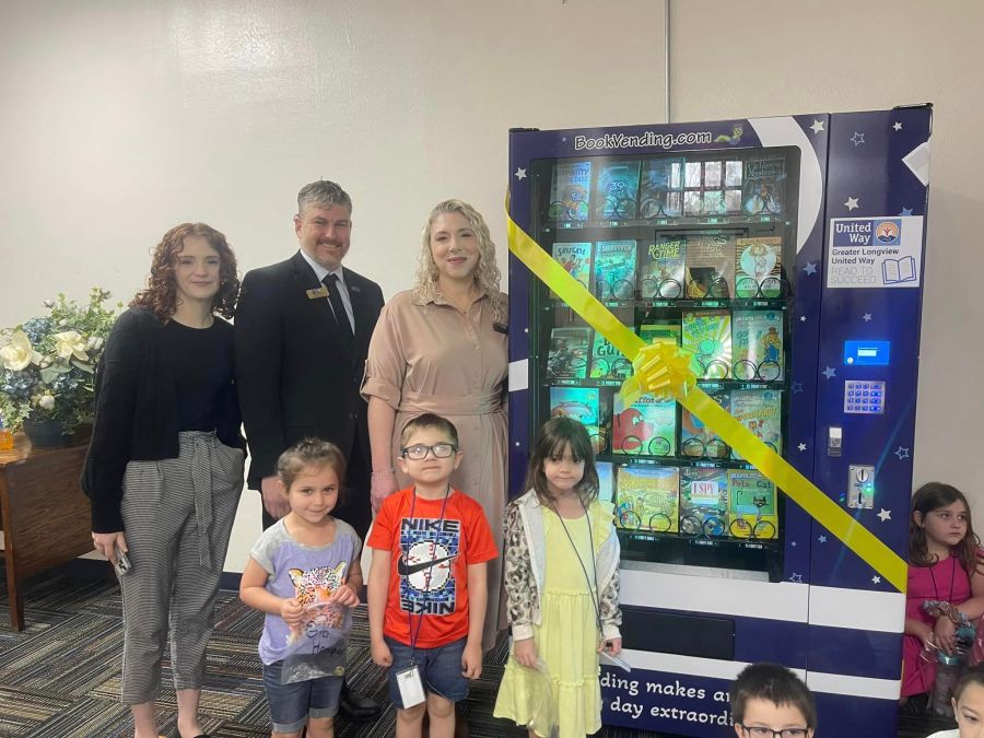 Union Grove Elementary gets book vending machine