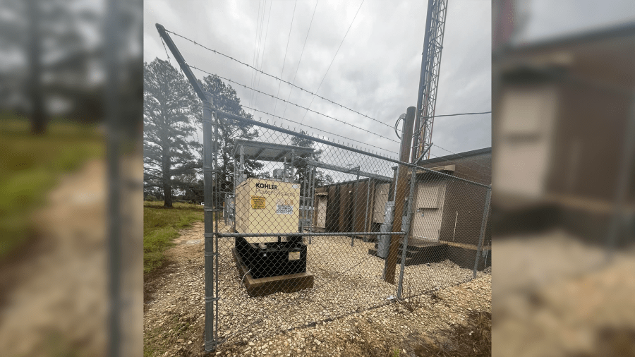 1 dead after falling from cell tower in Trinity County, sheriff says