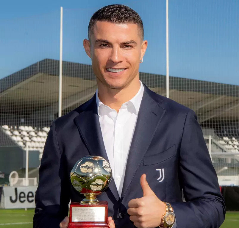 足球》認證年度進最多54球紀錄 C.羅納度獲IFFHS頒2023年全球男子最佳進球獎