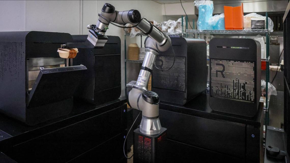Did a robot cook your Uber Eats meal? Miami’s new AI-driven chef is on ...