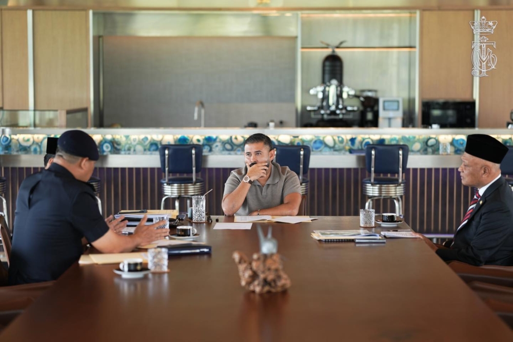 Tunku Ismail chairs briefing with Johor leaders on boosting investment ...