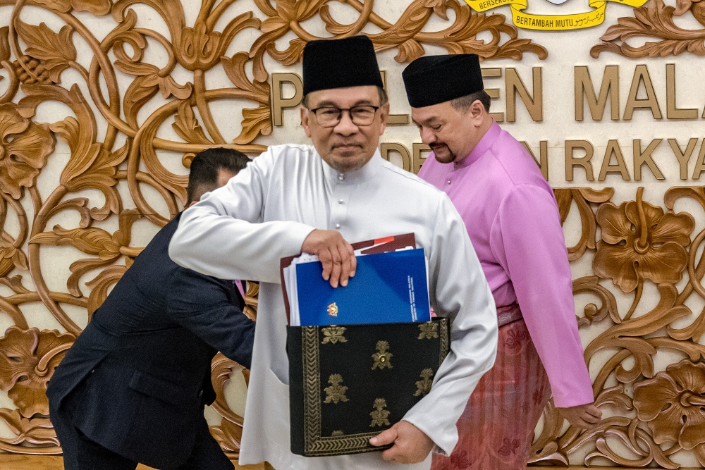 Guan Eng: Budget 2025 not ‘Robin Hood’ plan, not right to call ‘T15 ...