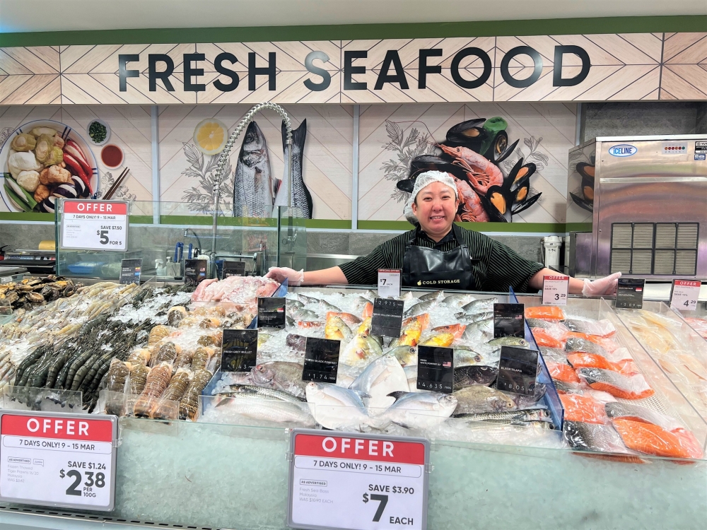 Singapore’s Cold Storage, Giant supermarkets sold to Malaysia’s ...