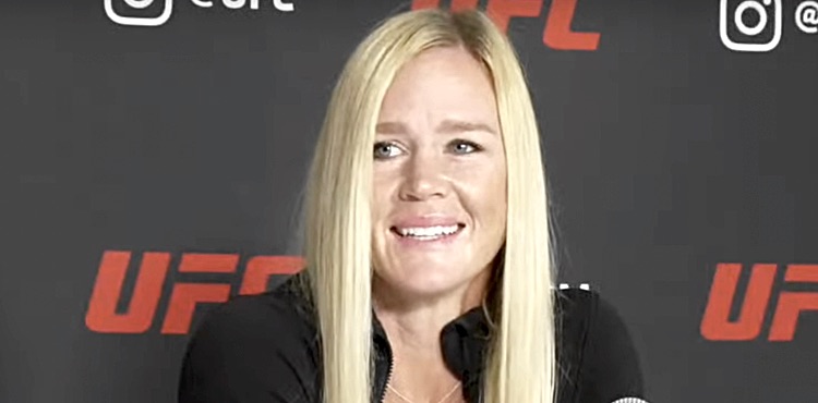 Holly Holm ‘intrigued’ by the thought of returning to boxing - Yahoo Sports