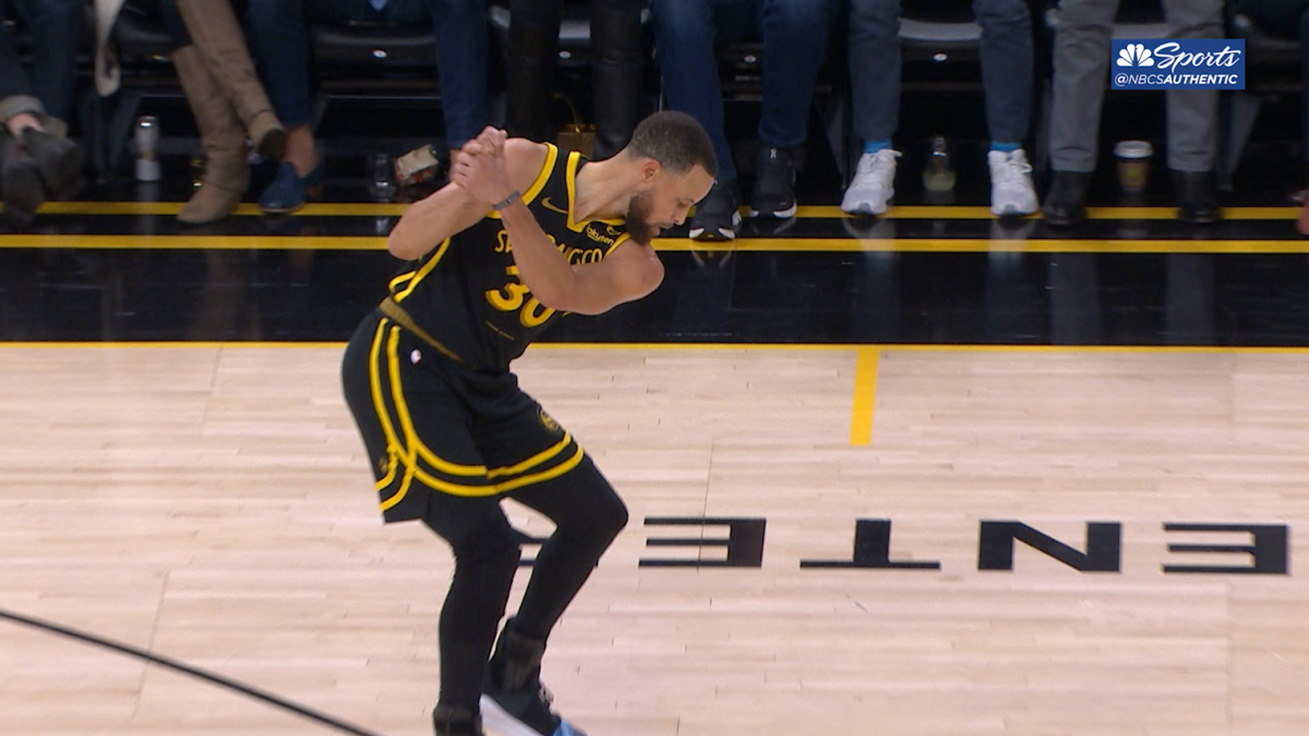 Steph busts out golf-shot celly after 3-pointer - Yahoo Sports