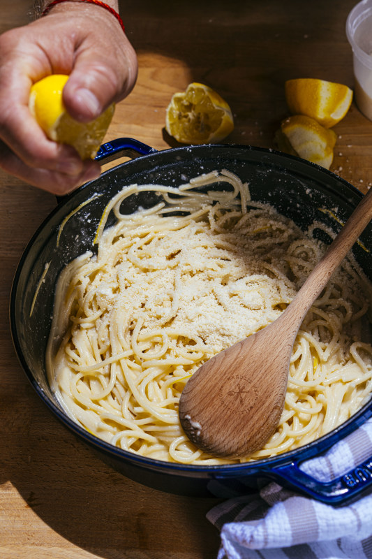 The Simple Yet Elevated Pasta Dish That Everyone in the House Loves ...
