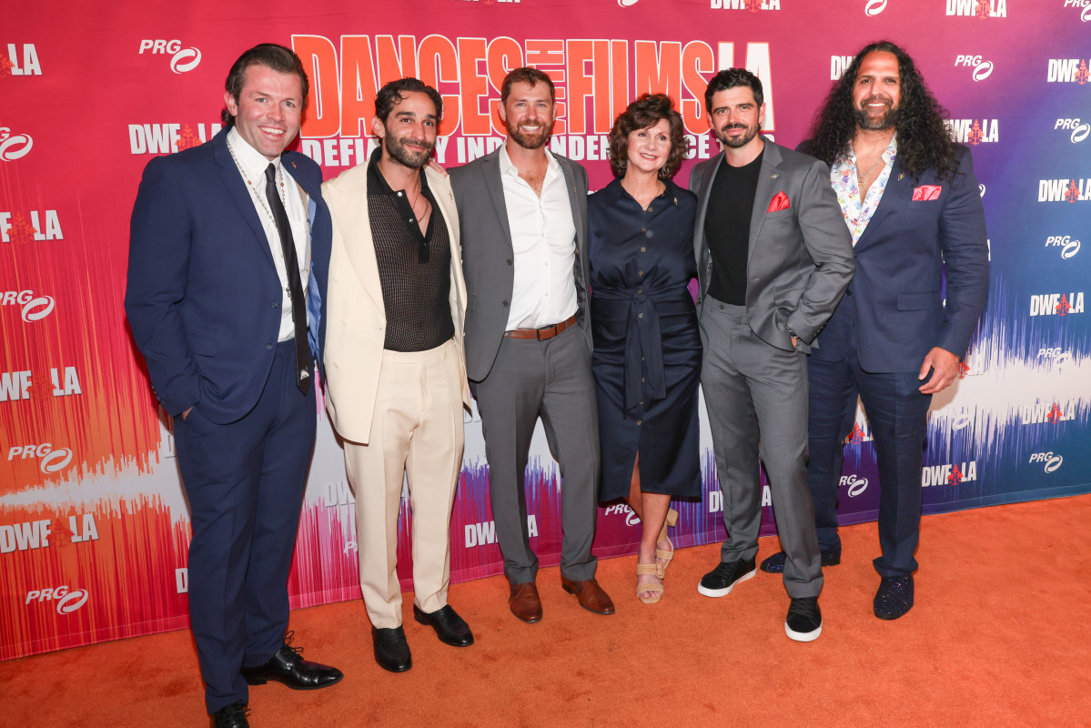 Johnny Wactor’s Family Receives Standing Ovation at Emotional ‘Ciao ...