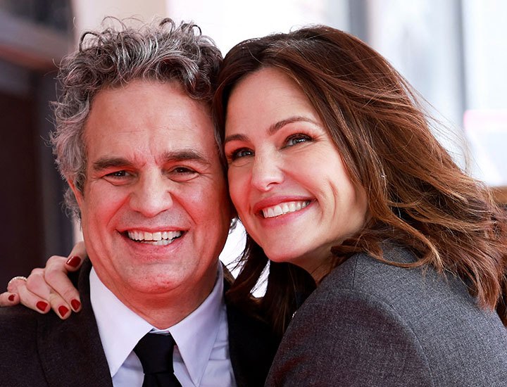 Jennifer Garner and Mark Ruffalo Recreate Nostalgic ‘13 Going on 30 ...