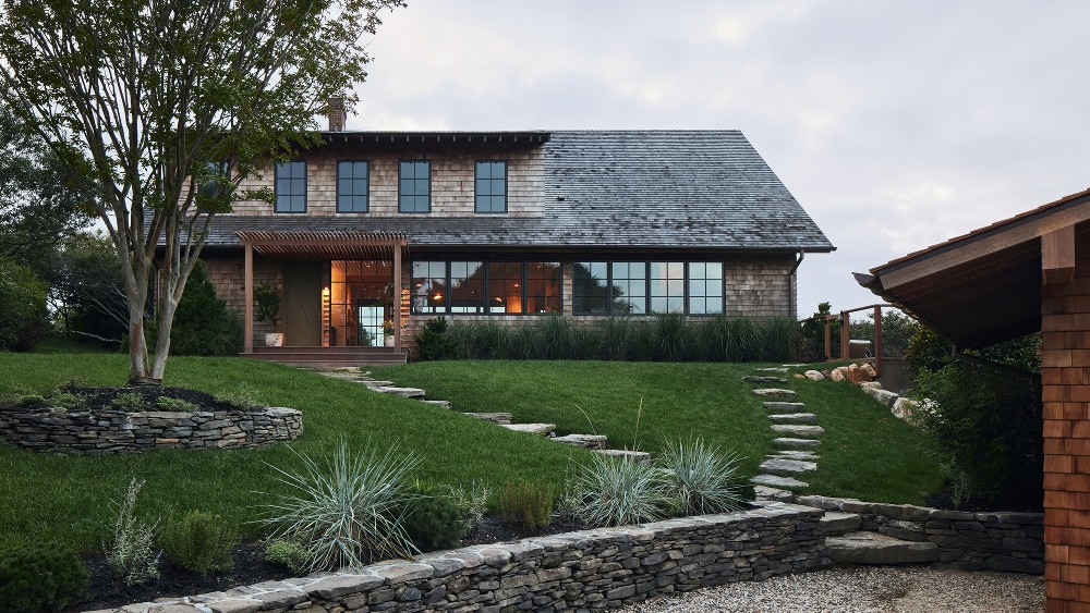 This $12 Million Blufftop Home in the Hamptons is the Epitome of ...
