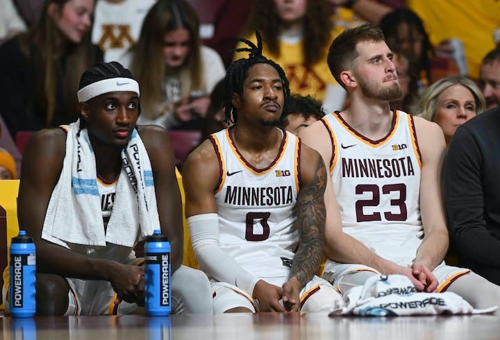 Souhan: Gophers promising season gets cold hit of reality in loss to Iowa - Yahoo Sports