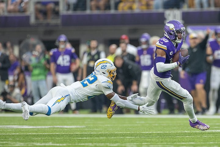 Vikings struggle on third down and in red zone, overshadowing passing stats - Yahoo Sports