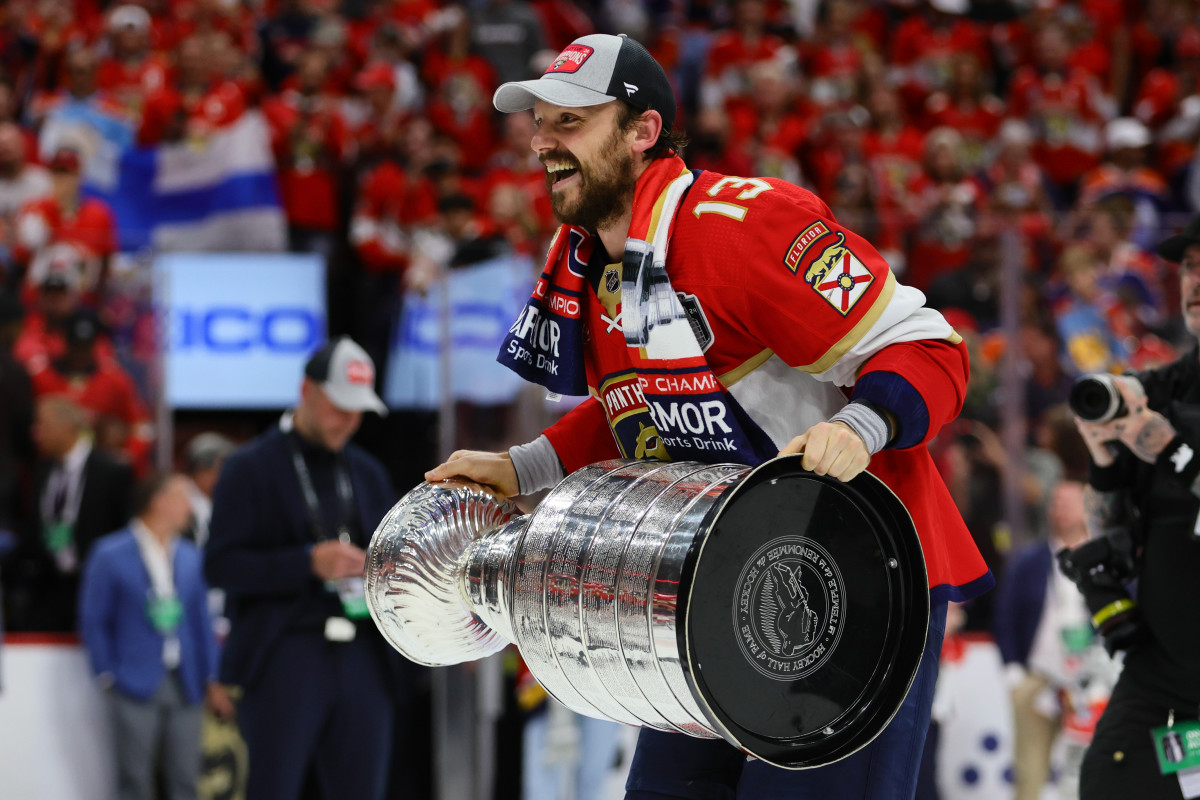 Former WHLer Sam Reinhart Signs Massive New Contract In Florida - Yahoo ...