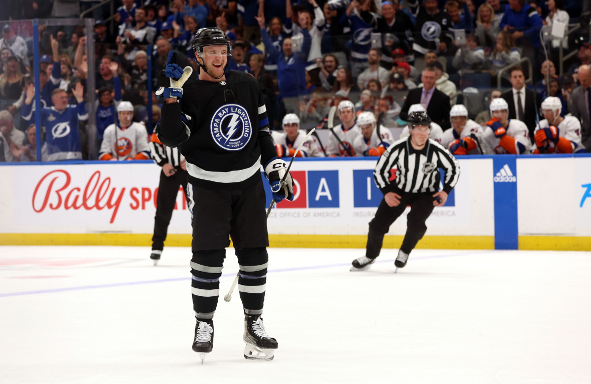 Lightning Defender Should Build on Breakout Year - Yahoo Sports