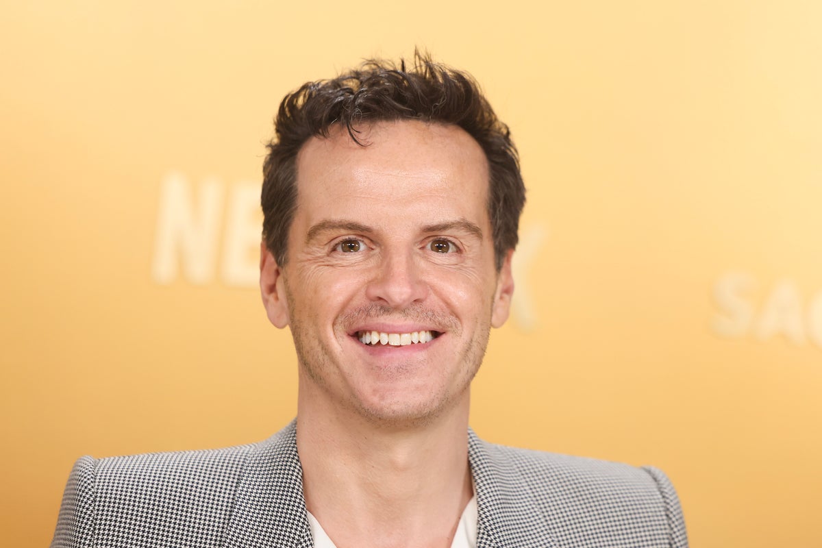 Andrew Scott reveals he passed a kidney stone ‘in agony’ at 2020 SAG ...