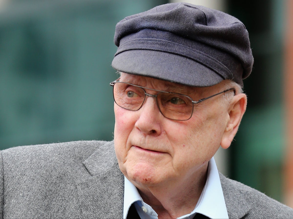 Kenneth Cope death: Coronation Street and Randall and Hopkirk star dies ...