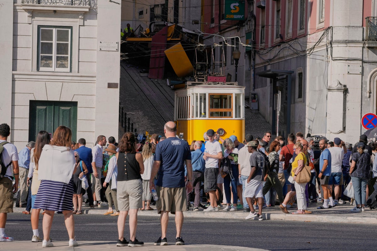 Mapped: Where Lisbon funicular crash that left 16 dead took place - Yahoo News Canada