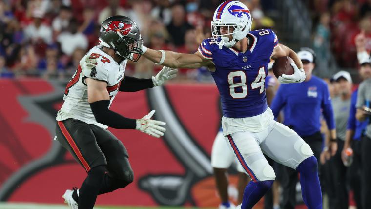 Bills' tight end Zach Davidson had a wild night that included Shilo Sanders and punting - Yahoo ...