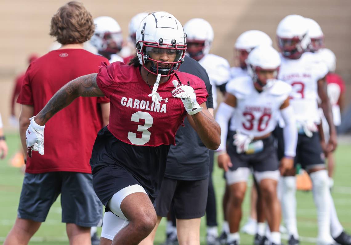 Shane Beamer gives updates on Antwane Wells, Trey Knox - Yahoo Sports