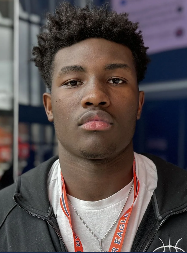 Four-star edge rusher Hezekiah Harris flips from Auburn to Tennessee ...