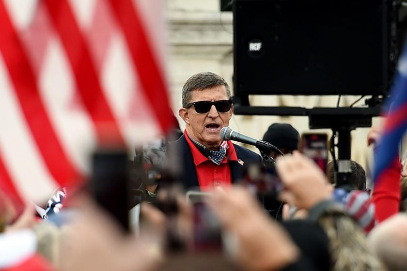 Watch Michael Flynn butcher the Pledge of Allegiance at a Lin Wood ...