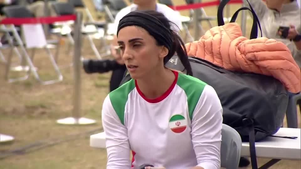 Climber returns to Iran amid hijab controversy [Video]