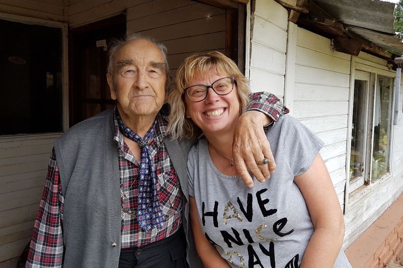 Teacher ditched stable job and home after health 'bombshell' to 'do something meaningful ...