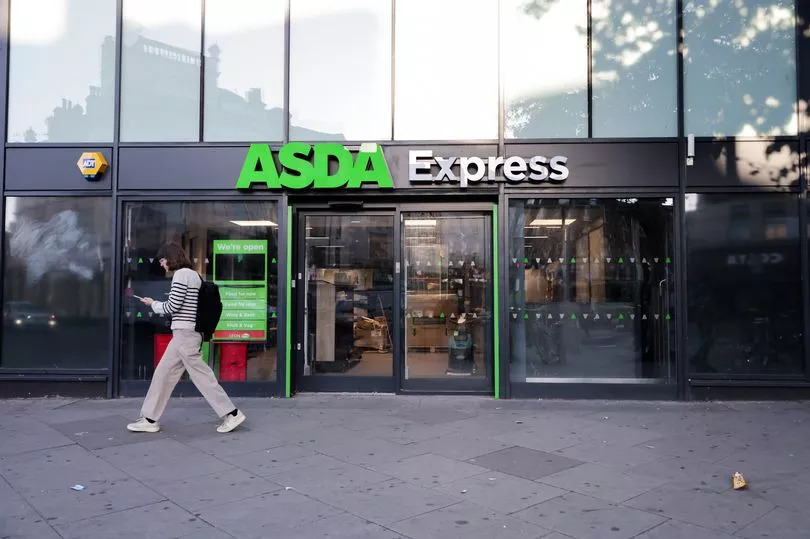 Asda launches £3.74 deal today and says it will sell 700,000 in a week - Yahoo News UK