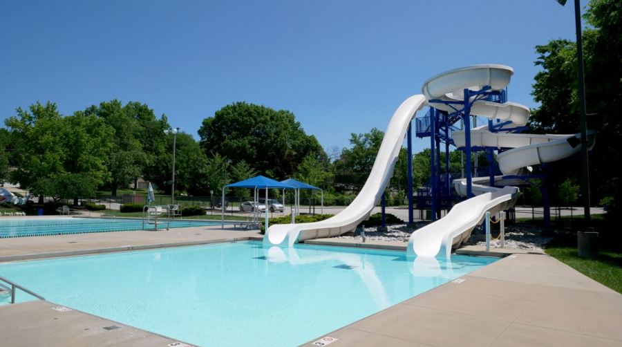 When do Kansas City-area pools, splash pads open this summer?